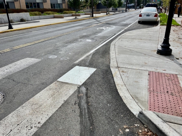 Safety: The Hidden Risks of Curb Extensions -Portland Bicycling Club